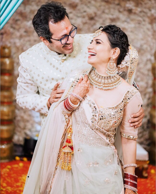 Rita Reporter Aka Priya Ahuja Looks Prettiest In Wedding Lehenga