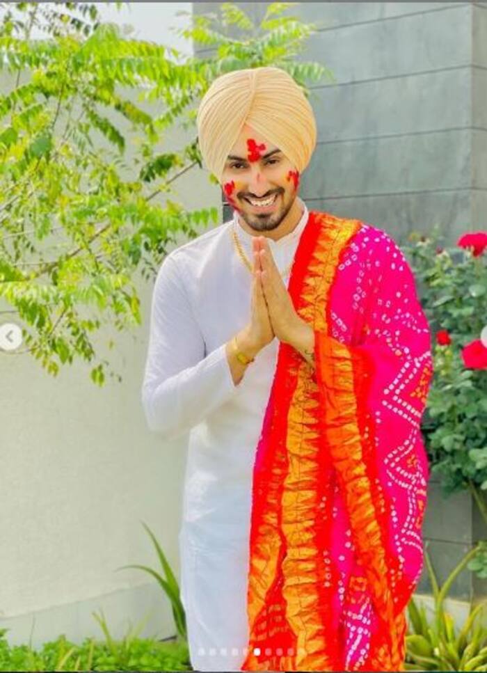 Photos From Neha Kakkar- Rohanpreet Singh’s First Holi Celebrations ...