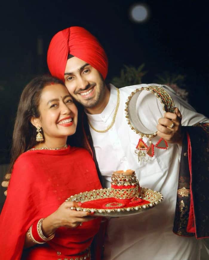 Rohanpreet Singh is in awe of wife Neha and after seeing the moon