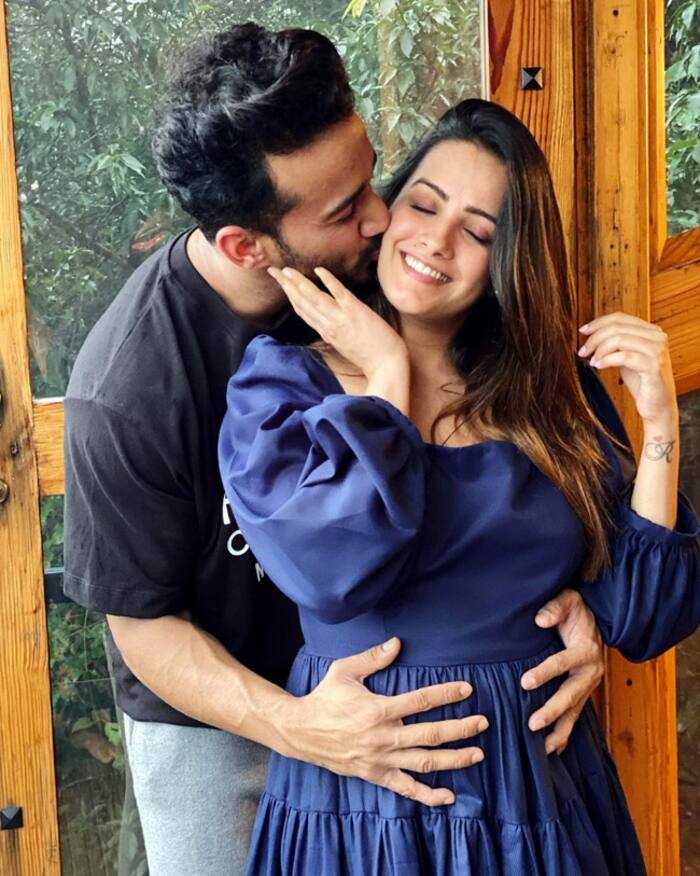 Anita Hassanandani Rohit Reddy have been sharing a lot of pictures ...