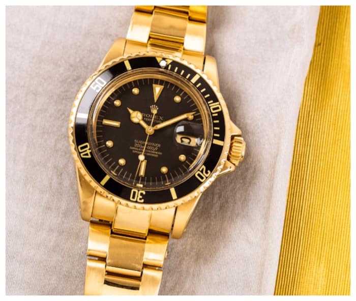 Sneak peak into MS Dhoni's LUXURY watch collection