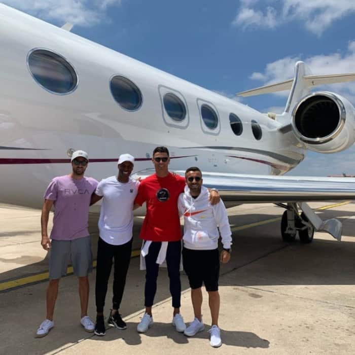 Inside photos of Cristiano Ronaldos's Rs 62500000000 private jet with ...