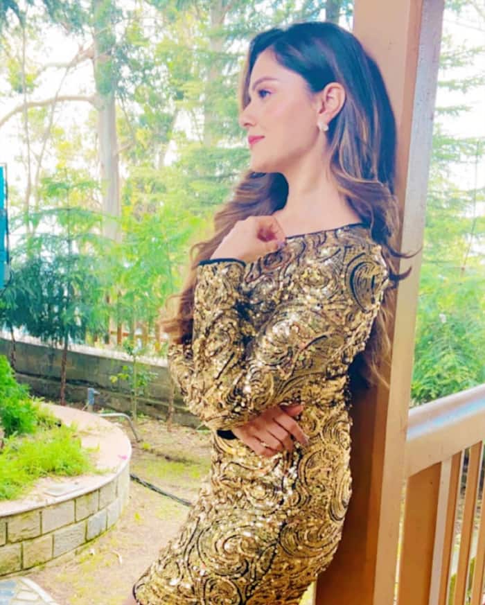 Rubina Dilaik Stuns Fans With Her Glittery Outfit