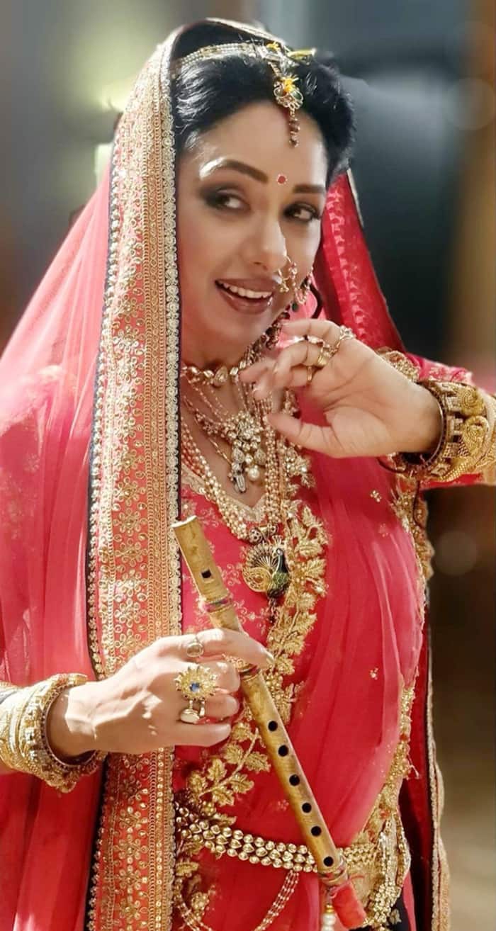 Anupamaa Aka Rupali Ganguly Brings Janamashtami Vibes as She ...