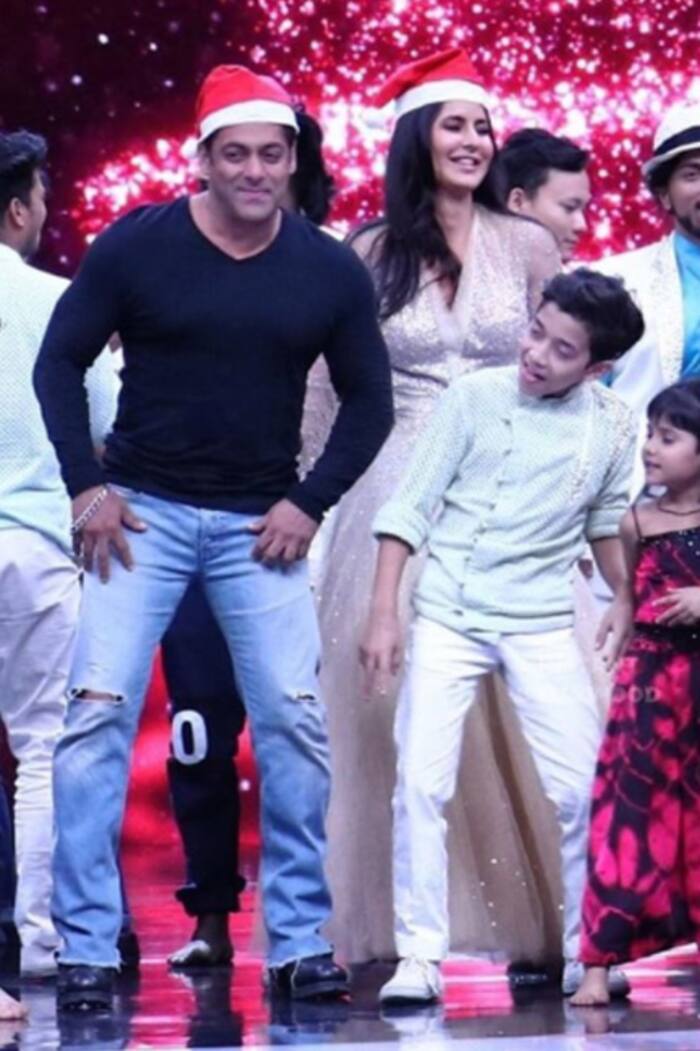 Akshay Kumar with a Santa Claus toy