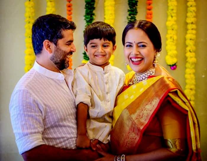 Sameera Reddy Glows Like The Brightest Star at Her Baby Shower