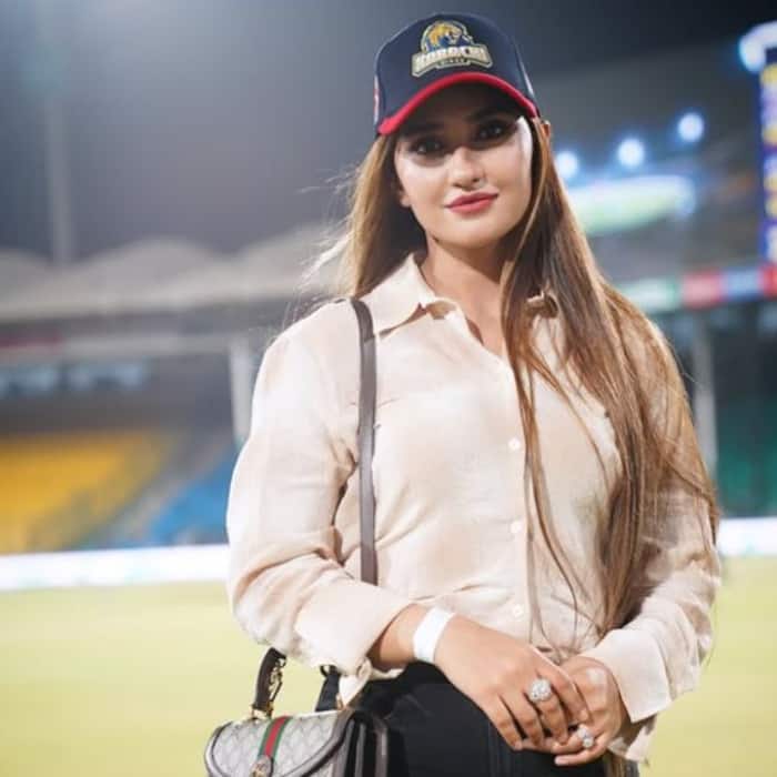 Meet Samiya, Indian flight engineer who is married to star Pakistan cricketer, he is...