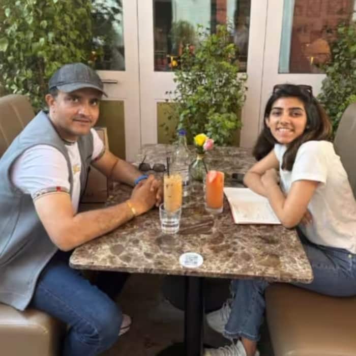 Sara Tendulkar earns more money than Sana Ganguly? Know net worth of Sachin Tendulkar and Sourav ...