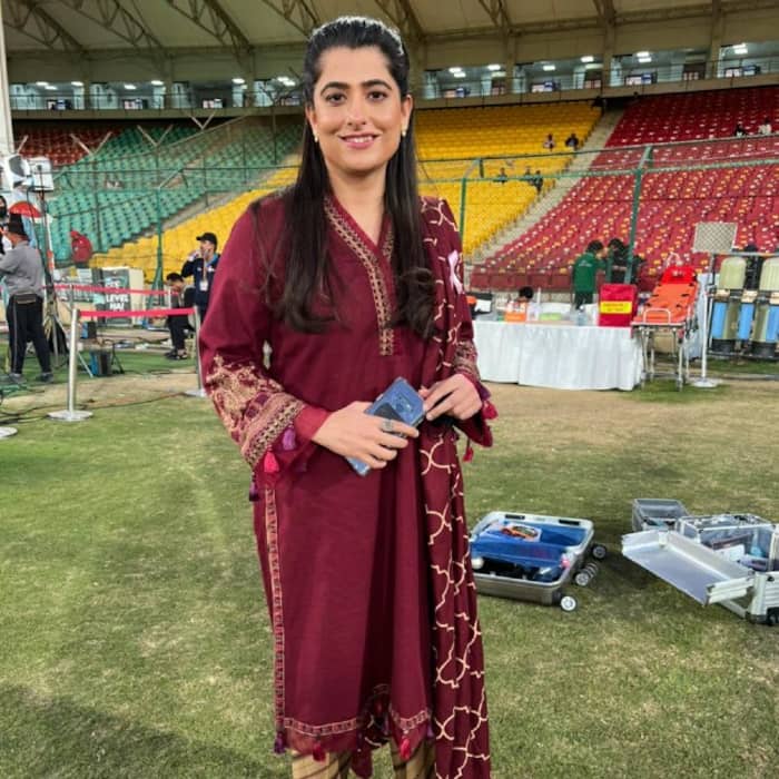 Meet Pakistan's most beautiful cricketer Sana Mir, she is working as...
