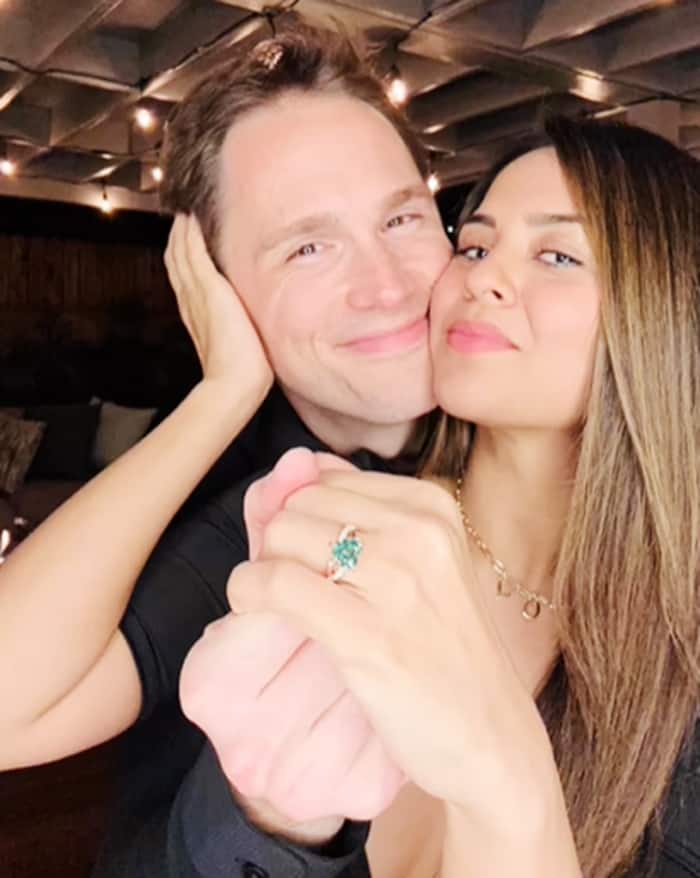 Kuch Kuch Hota Hai Actress Sana Saeed Gets Engaged to BF Csaba Wagner ...