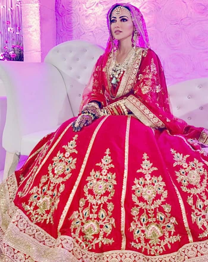 Sana Khan Looks Breathtaking In Hand Embroidered Red Lehenga For Her ...