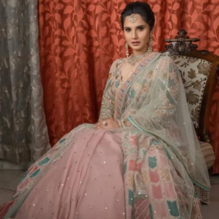 Sania Mirza is dating this person in 2025, photos go viral