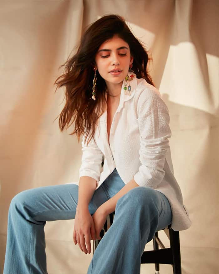 Sanjana Sanghi Glam Vibes
