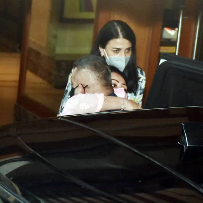 Sanjay Dutt Diagnosed With Advanced Stage Lung Cancer