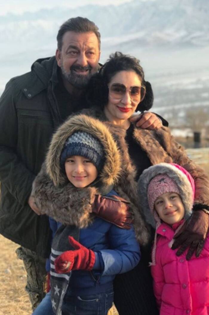 PICS: When Sanjay Dutt was surprised by Manyata Dutt and kids on sets ...
