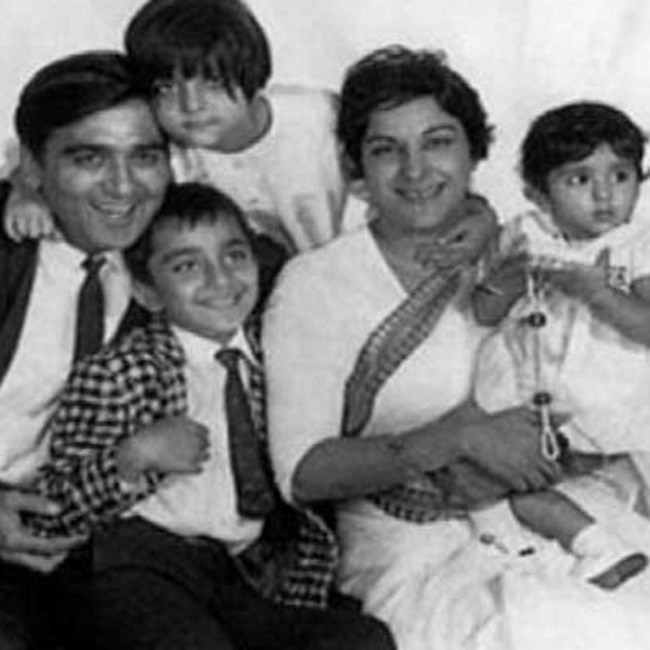 Sanjay Dutt clicked with father Sunil Dutt