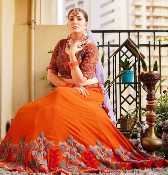 Sapna Choudhary Goes All Bollywood Style in Stunning Ethnic Wears | See ...