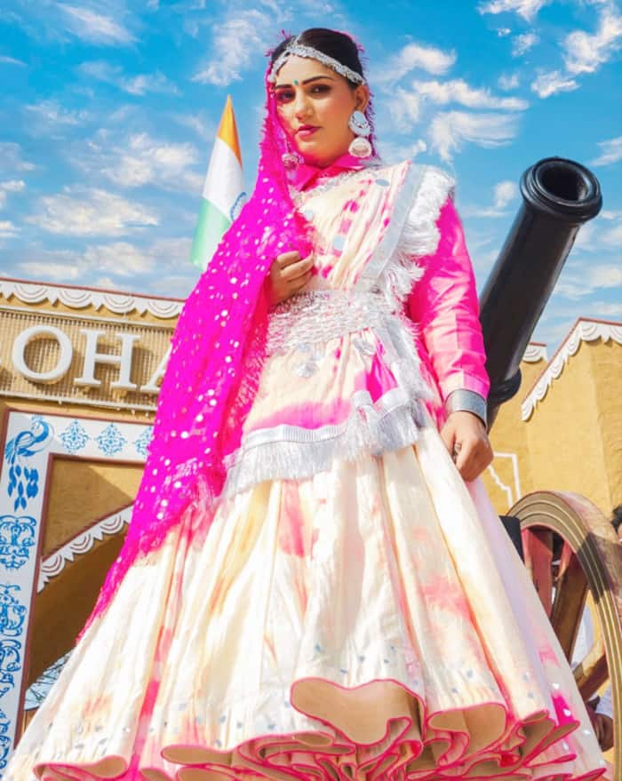 Sapna Choudhary Looks Drop dead Gorgeous