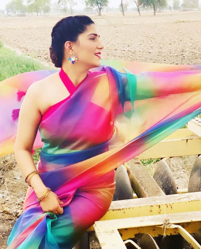 Sapna Choudhary Goes All Bollywood Style in Stunning Ethnic Wears | See ...