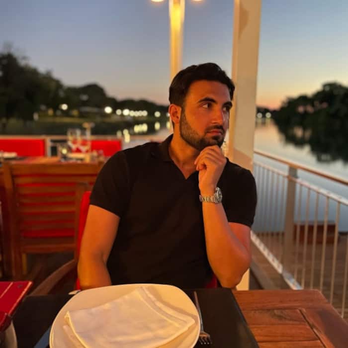 Meet cricketer whose parents are British Pakistani and have ancestral ...