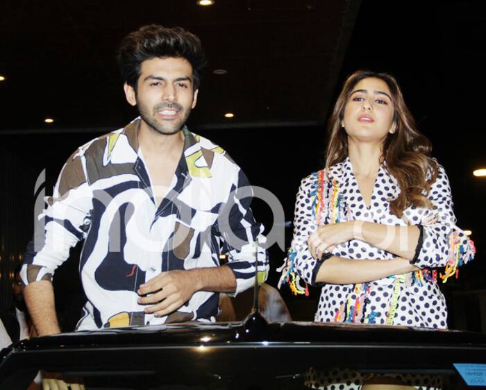 Sara Ali Khan And Kartik Aaryan's Candid Shot