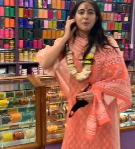 Sara Ali Khan in Varanasi Amid Coronavirus Scare