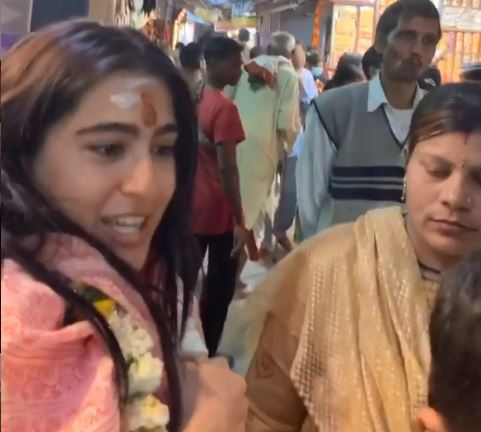 Sara Ali Khan in Varanasi Amid Coronavirus Scare