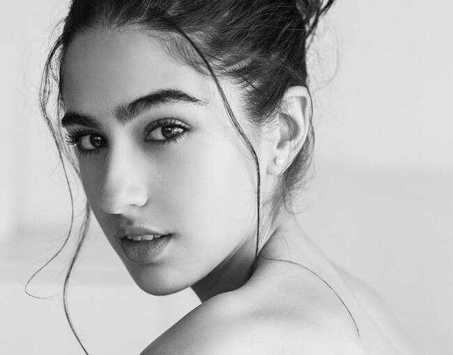 Sara Ali Khans Pictures Go Viral
