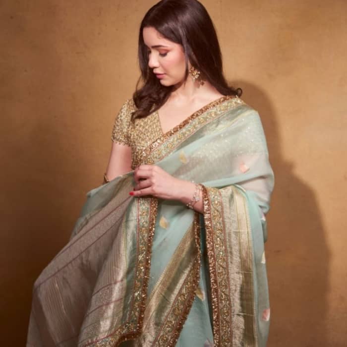 Sara Tendulkar looks gorgeous in traditional saree, shares photos from...