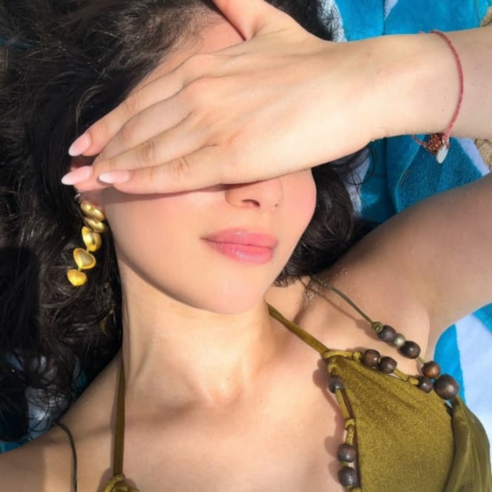 Sara Tendulkar breaks the internet with her hot and stunning beach photos at Lizard Island