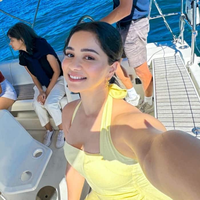 Sara Tendulkar breaks the internet with her gorgeous and bold pics at...