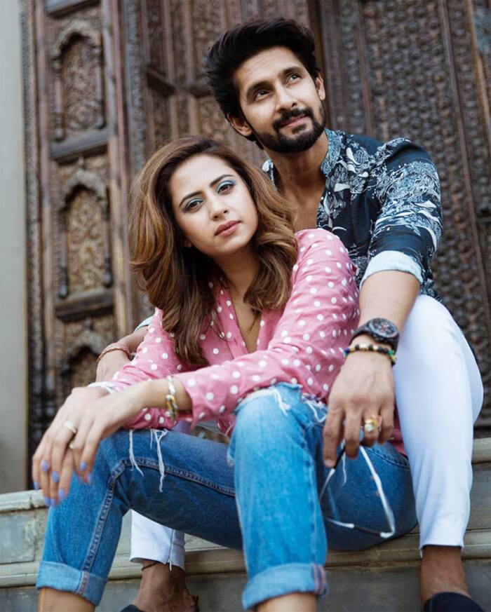 Sargun Posing With Binnu Dhillon