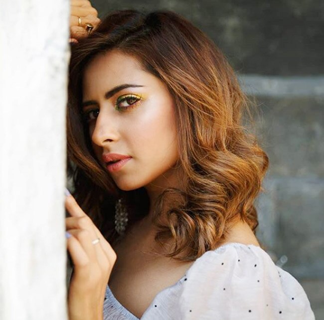 Sargun Mehta Dons 'TWISTED' Outfit