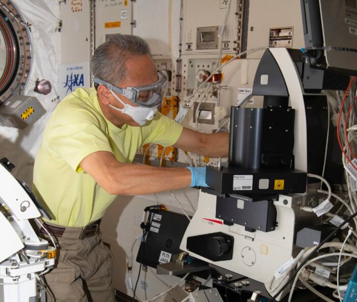 7 stunning images of space experiments shared by NASA