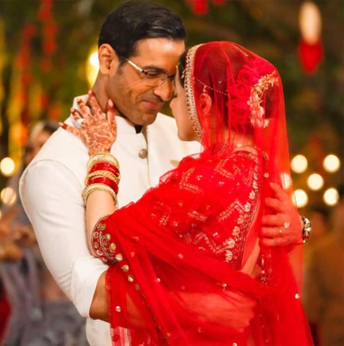 Satyameva Jayate 2 Song Meri Zindagi Hai Tu: John Abraham, Divya Khosla ...