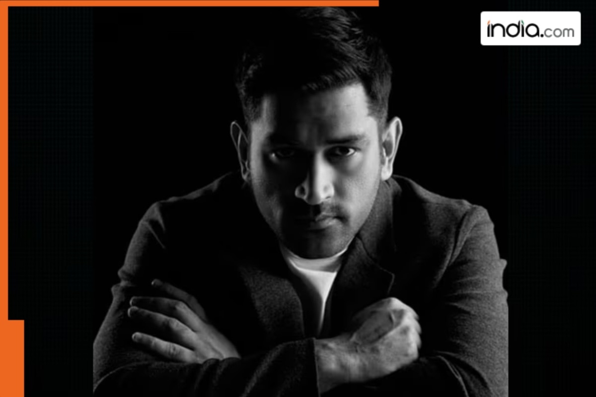 MS Dhoni Spotted at India vs Pakistan Champions Trophy 2025 Match