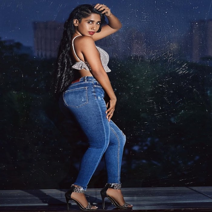 Splitsvilla Fame Scarlett Rose is Creating Fire on Internet With Her ...