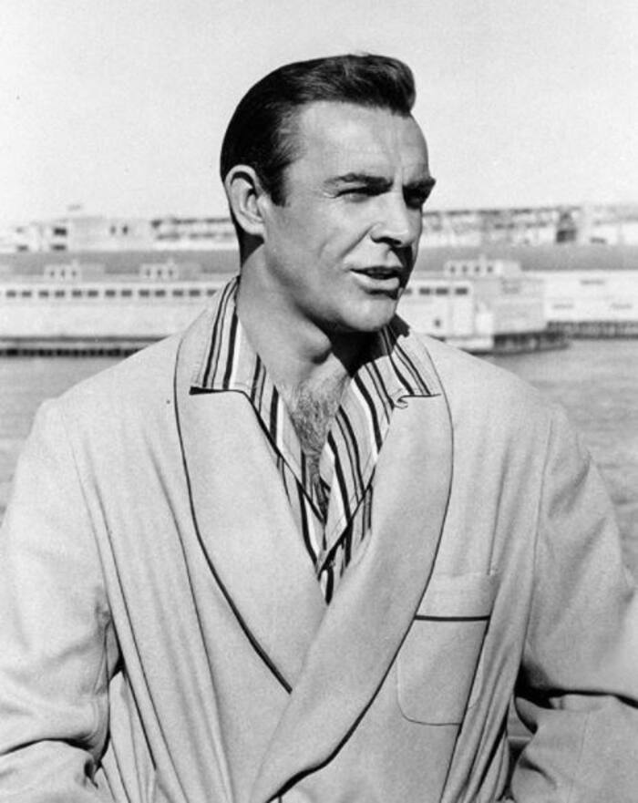 Sean Connery, First Actor To Bring James Bond On Screen, Dies at 90 in ...