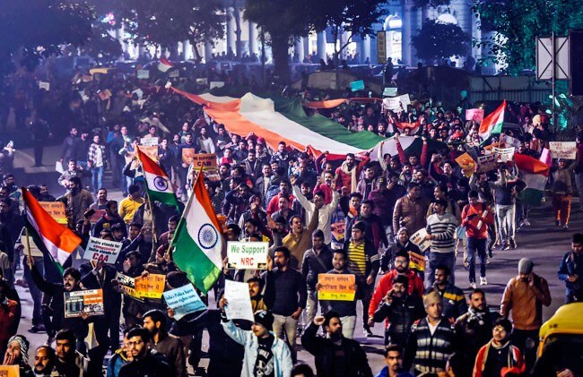 Anti-CAA Protests Intensifies in Delhi's Jama Masjid & Other Parts of ...