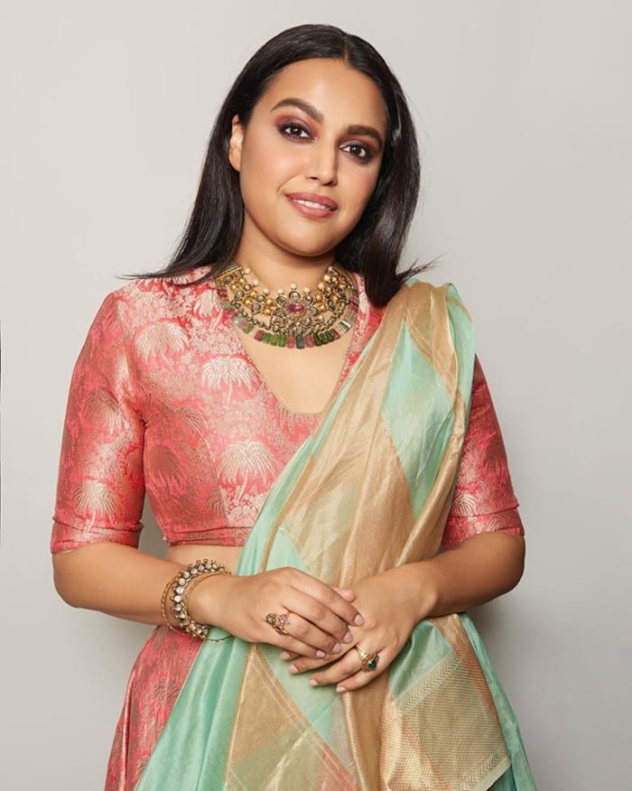 Swara Bhasker Wears Her Mom's Saree as Dupatta to Take Her Lehenga Game ...