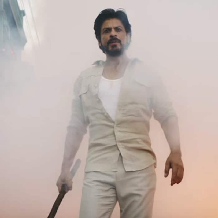 Raees first look photos