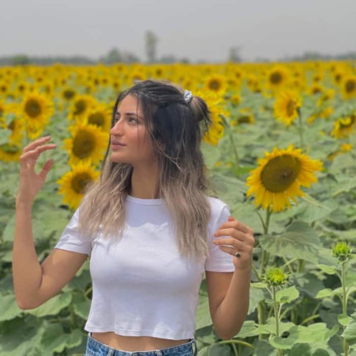 Meet Shubman Gill's glamourous sister Shahneel, the star batter's ...