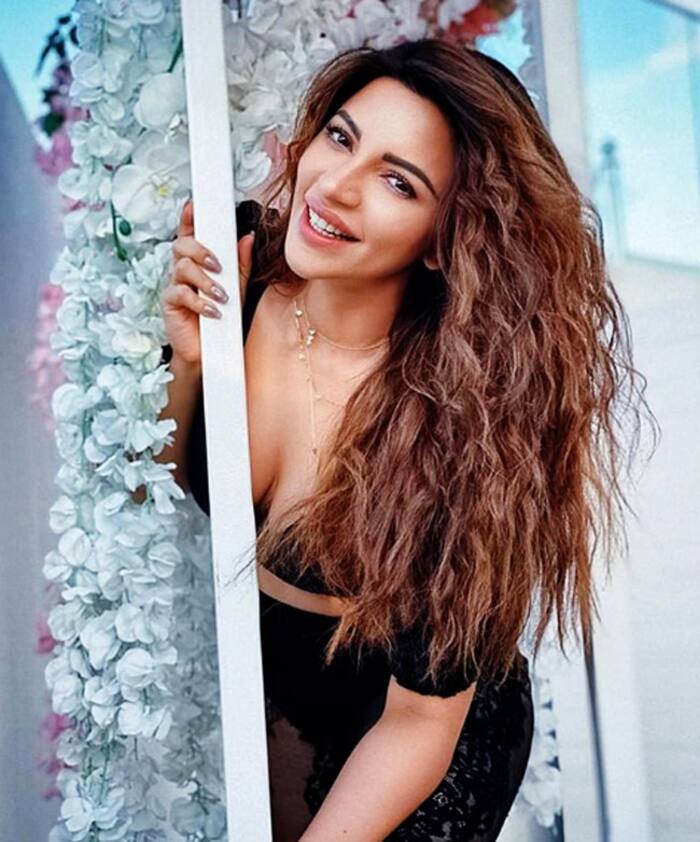 Shama Sikander Takes Hotness Quotient to Another Level