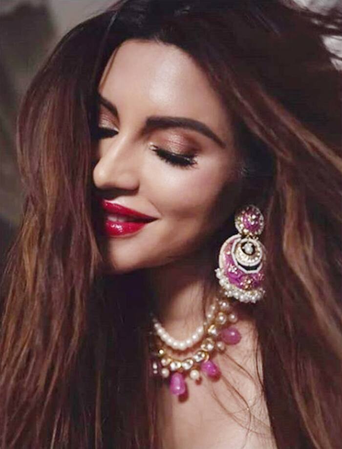 PHOTOS: Shama Sikander Takes Hotness Quotient a Level Higher Leaving ...