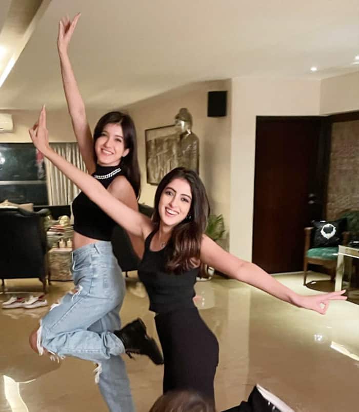 Shanaya Kapoor, Ananya Panday and Navya Nanda Make The Best Trio