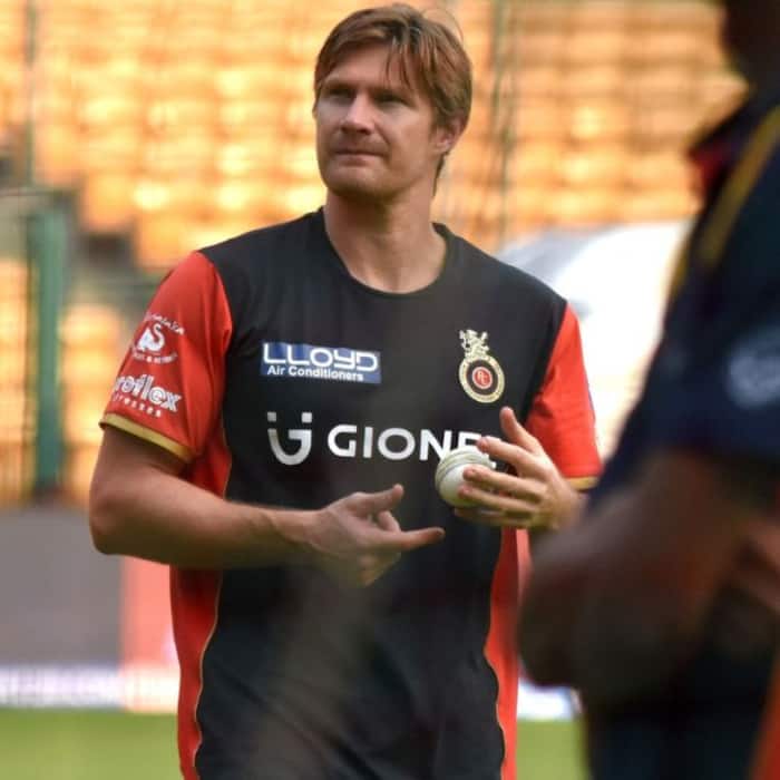 Shah Rukh Khan's KKR sign up star player of Dhoni's CSK for BIG role ...