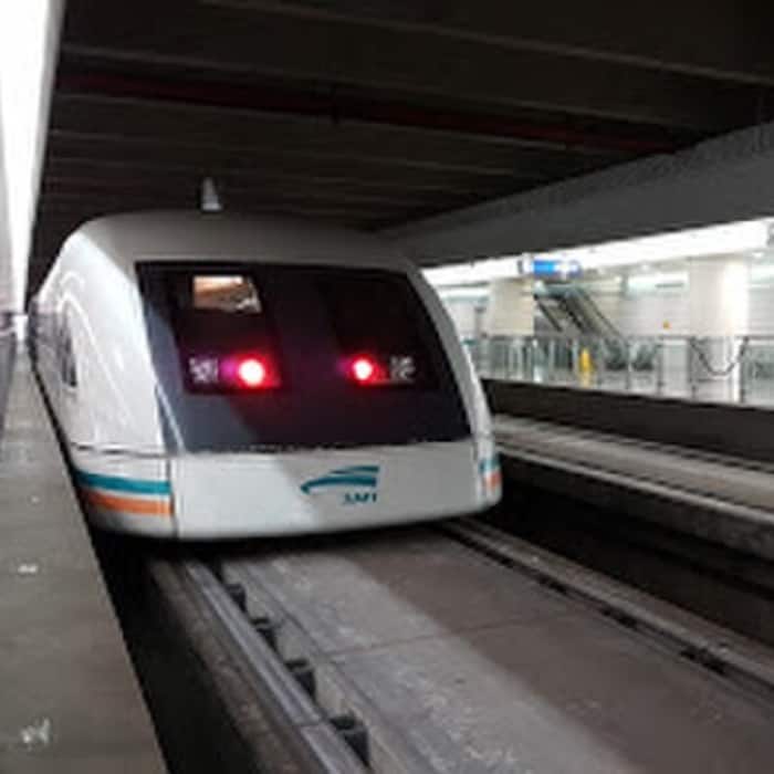 Top 10 fastest trains in the world