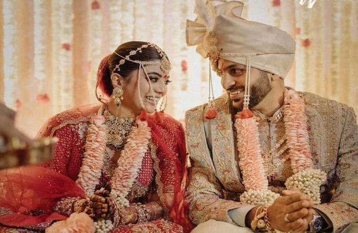 IN PICS | Shardul Thakur Gets Married To Mittali Parulkar In Glittering ...
