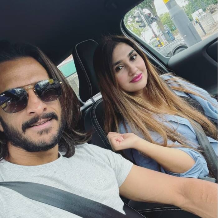 Meet Samiya Arzoo an Indian wife of a Pakistani cricketer, she is in England due to..., husband ...