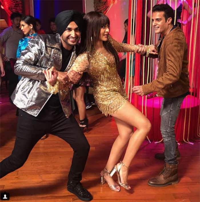 The actress looks stunning in casual attire